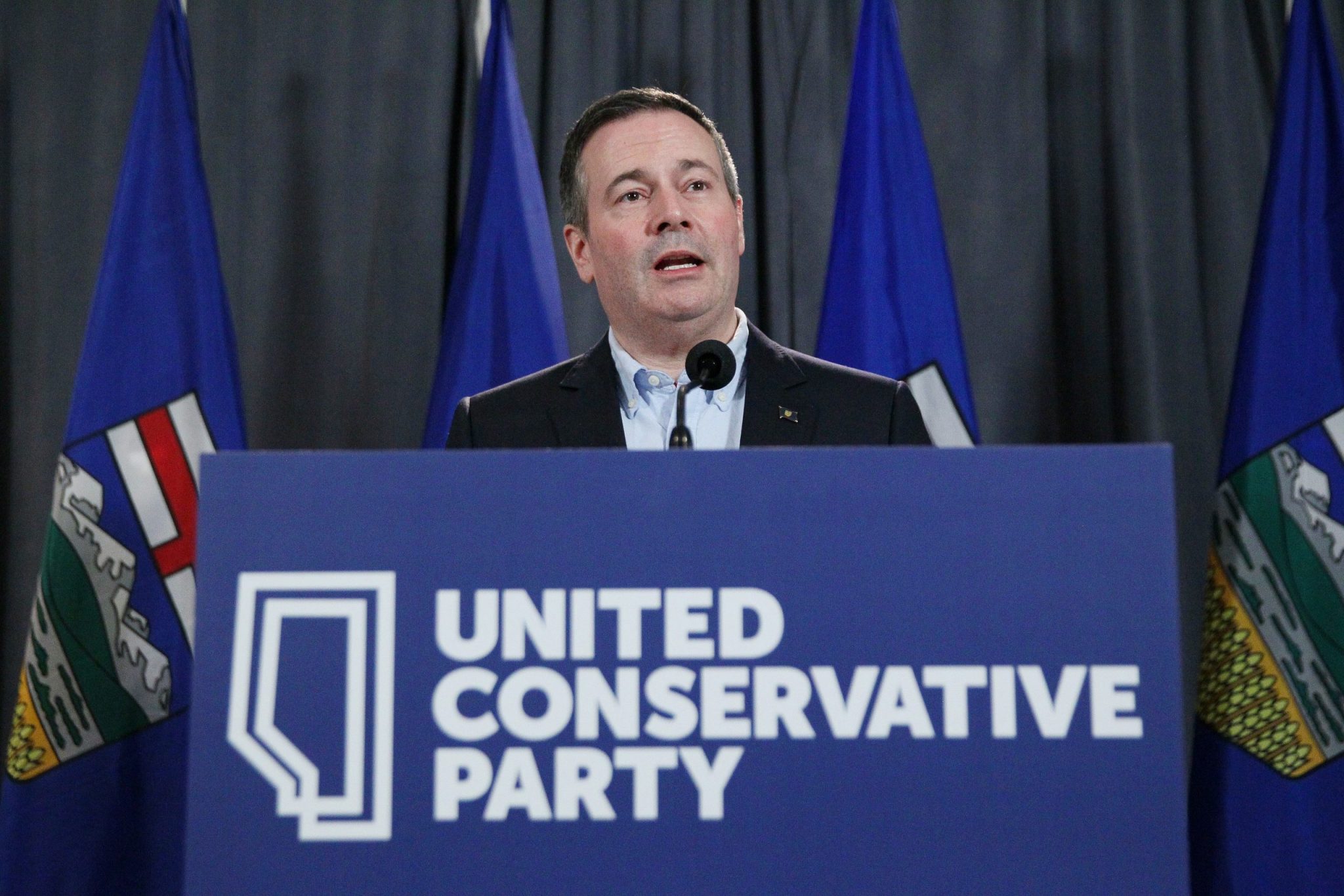 Kenney defends Alberta lieutenant governor, attacks 'cockamamie ...