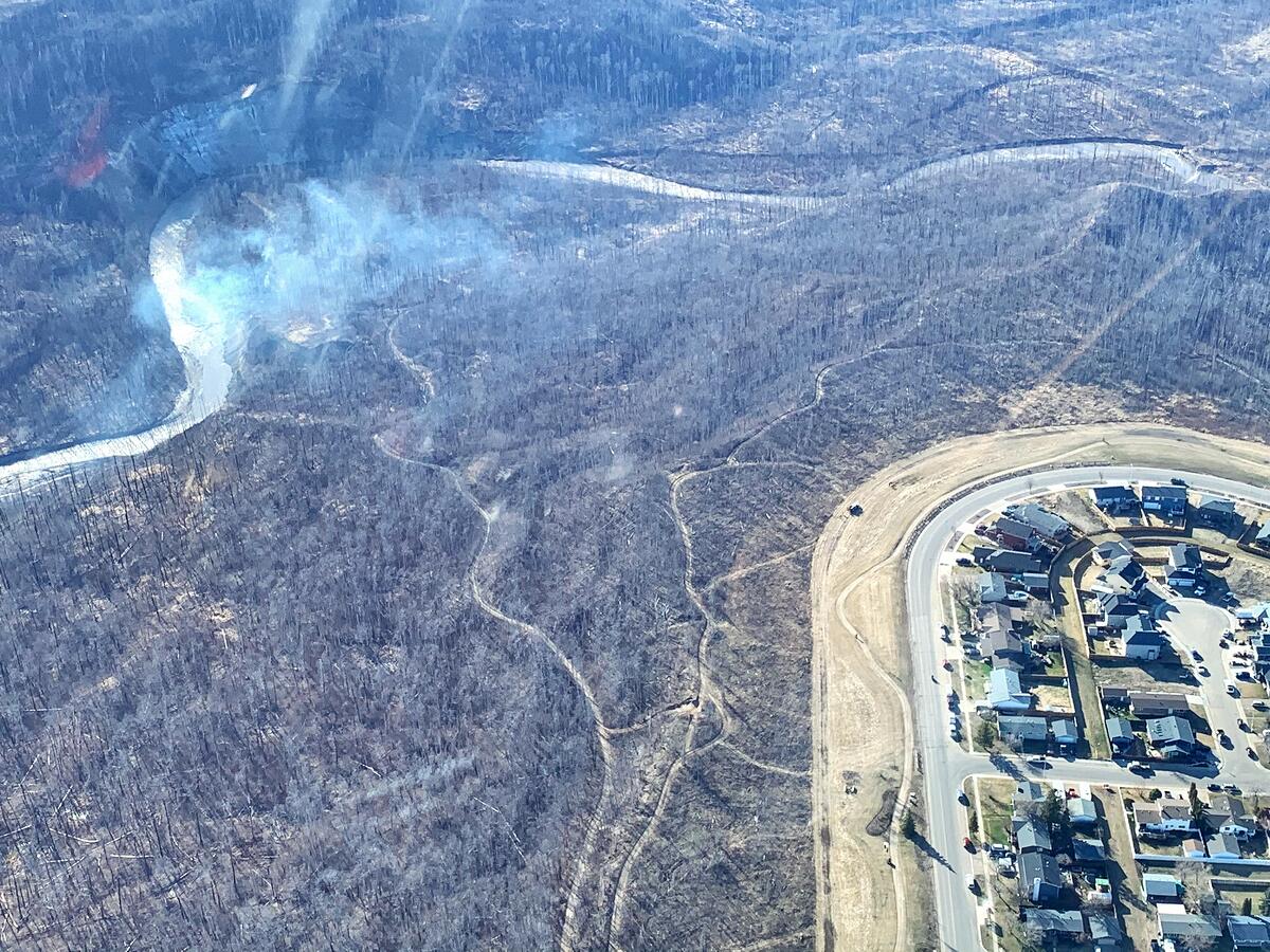 Crews battle Fort McMurray's 17th wildfire of the season