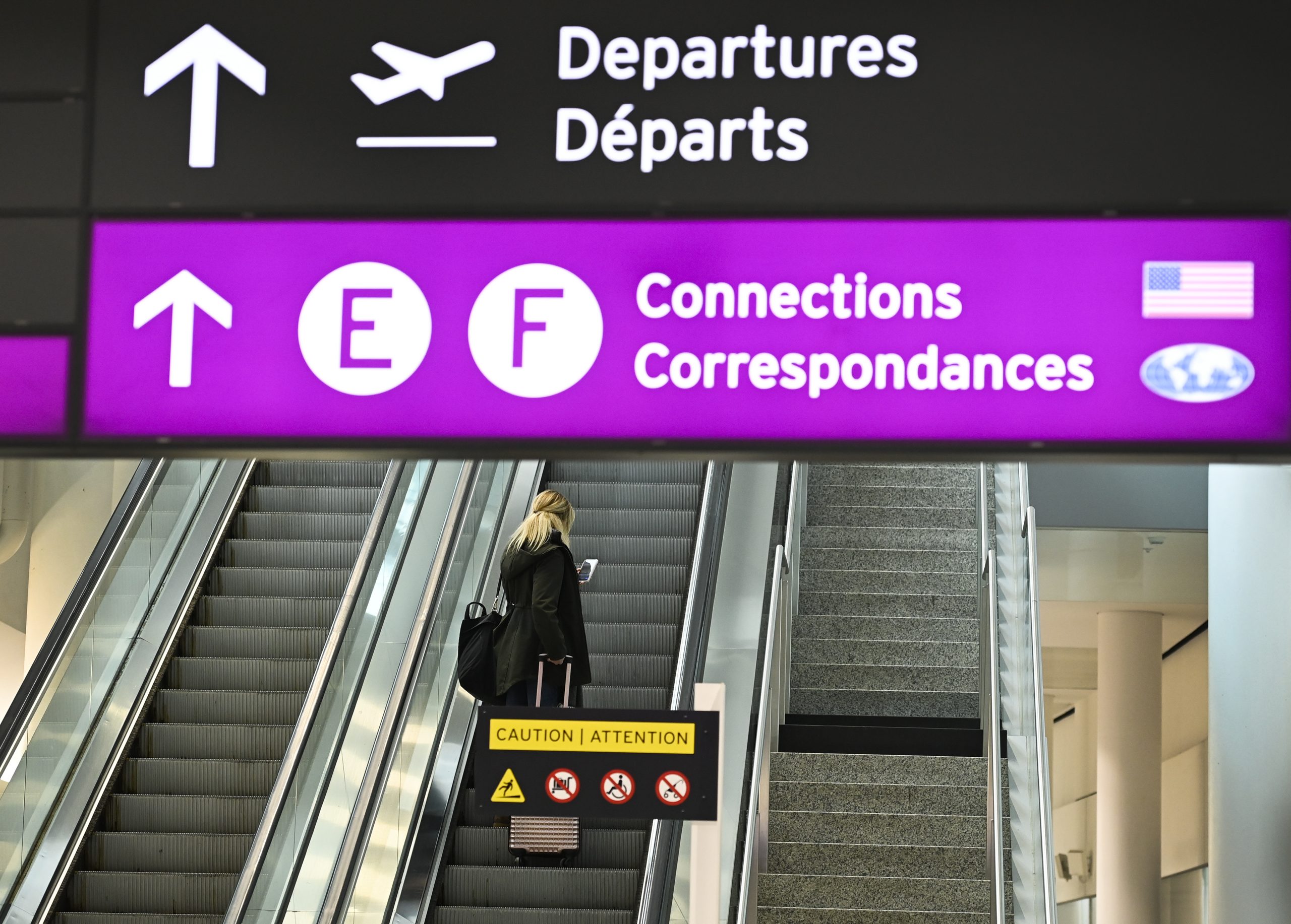 Canada's COVID border testing rules not changing despite PCR shortage ...