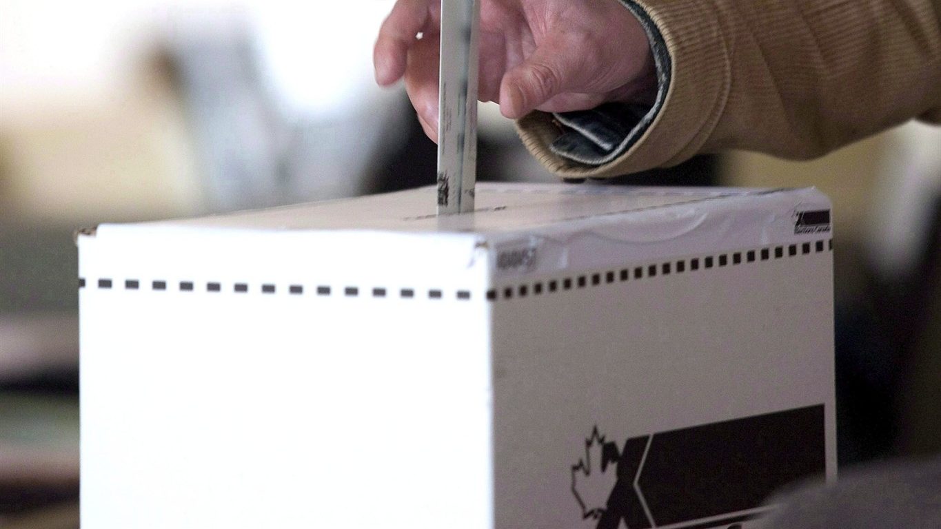 Longest ballot initiative runs over 100 candidates in Poilievre's riding