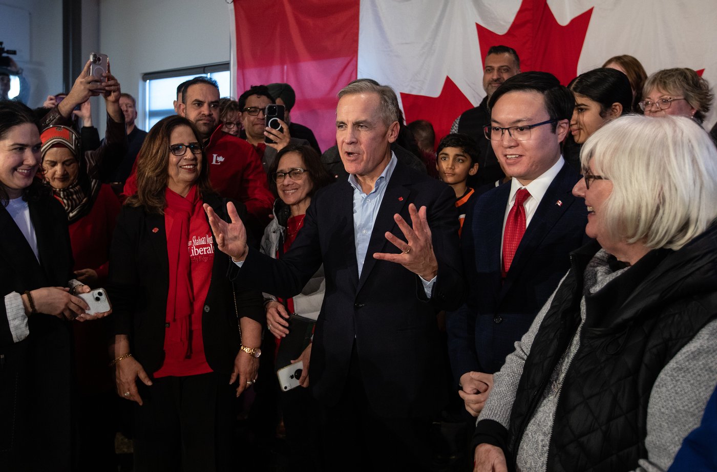 Carney, Arya file paperwork, officially entering Liberal leadership race