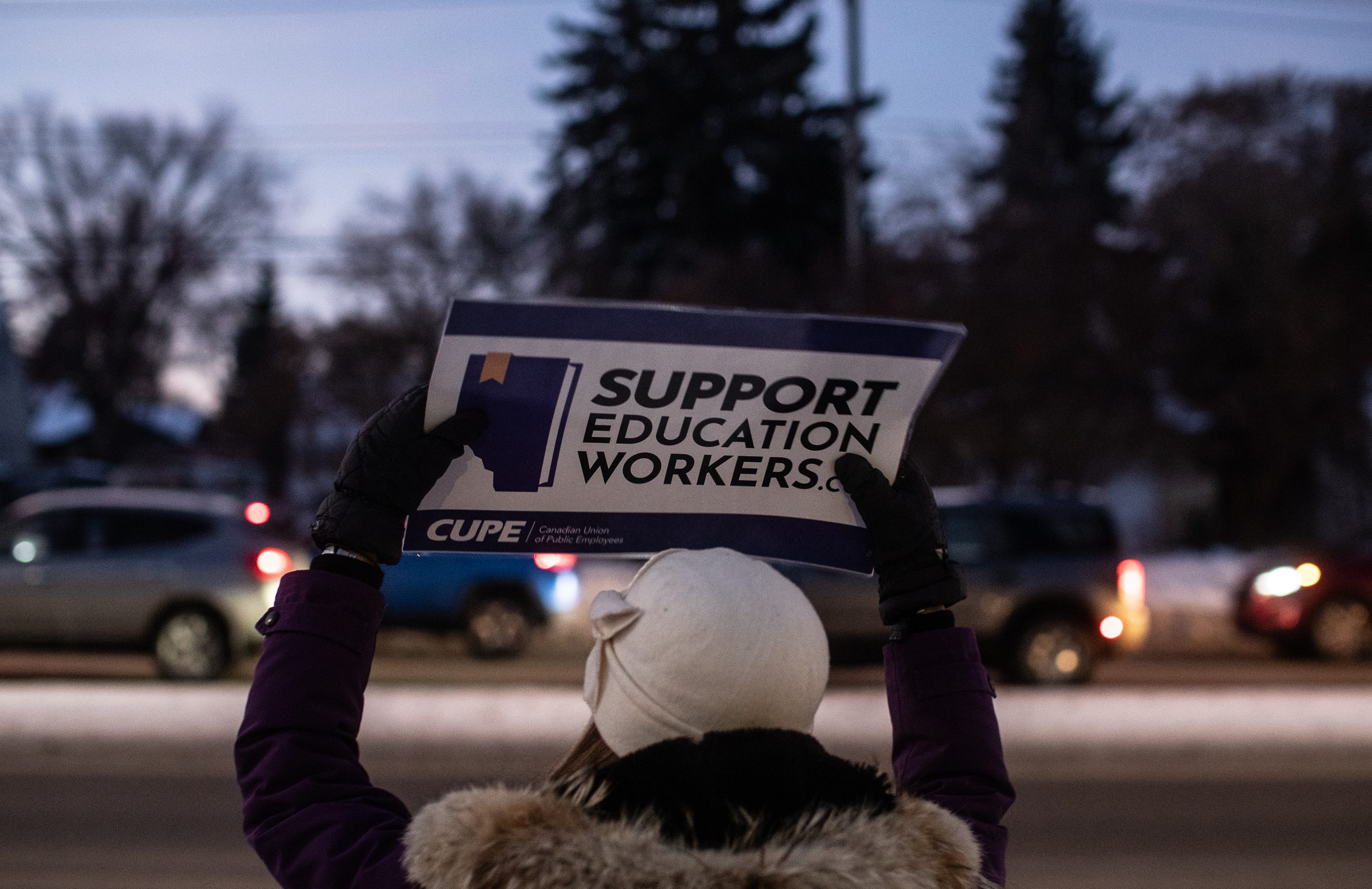 Education support workers in Parkland join province-wide strike
