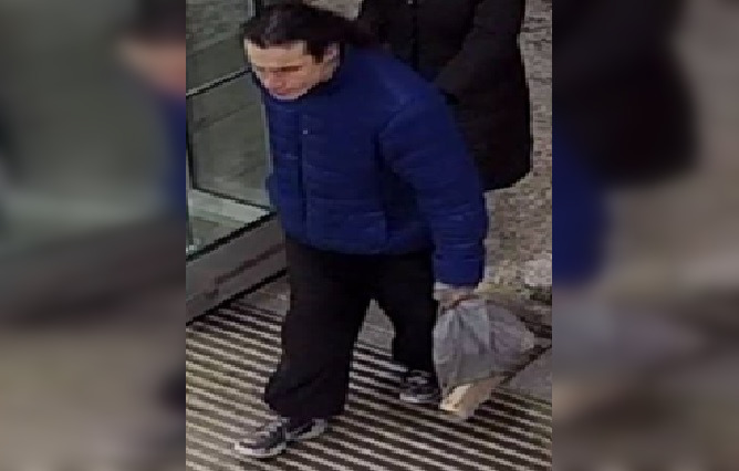 Suspect Assaults Store Employee During Robbery Attempt Citynews Edmonton 5976