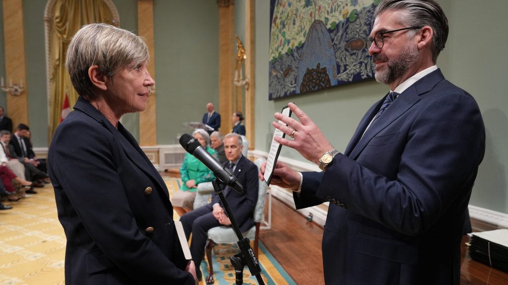 Edmonton MP sworn in as Alberta's only cabinet minister