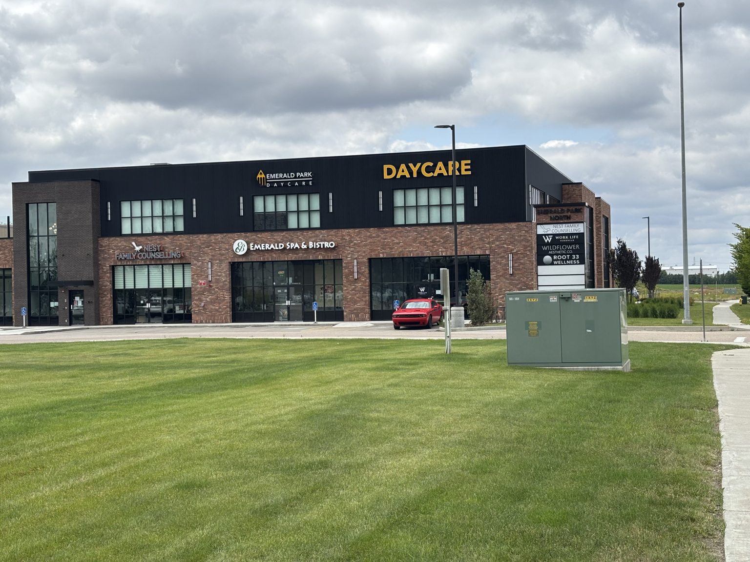 Edmonton woman, 21, accused of assaulting 5 children at daycare