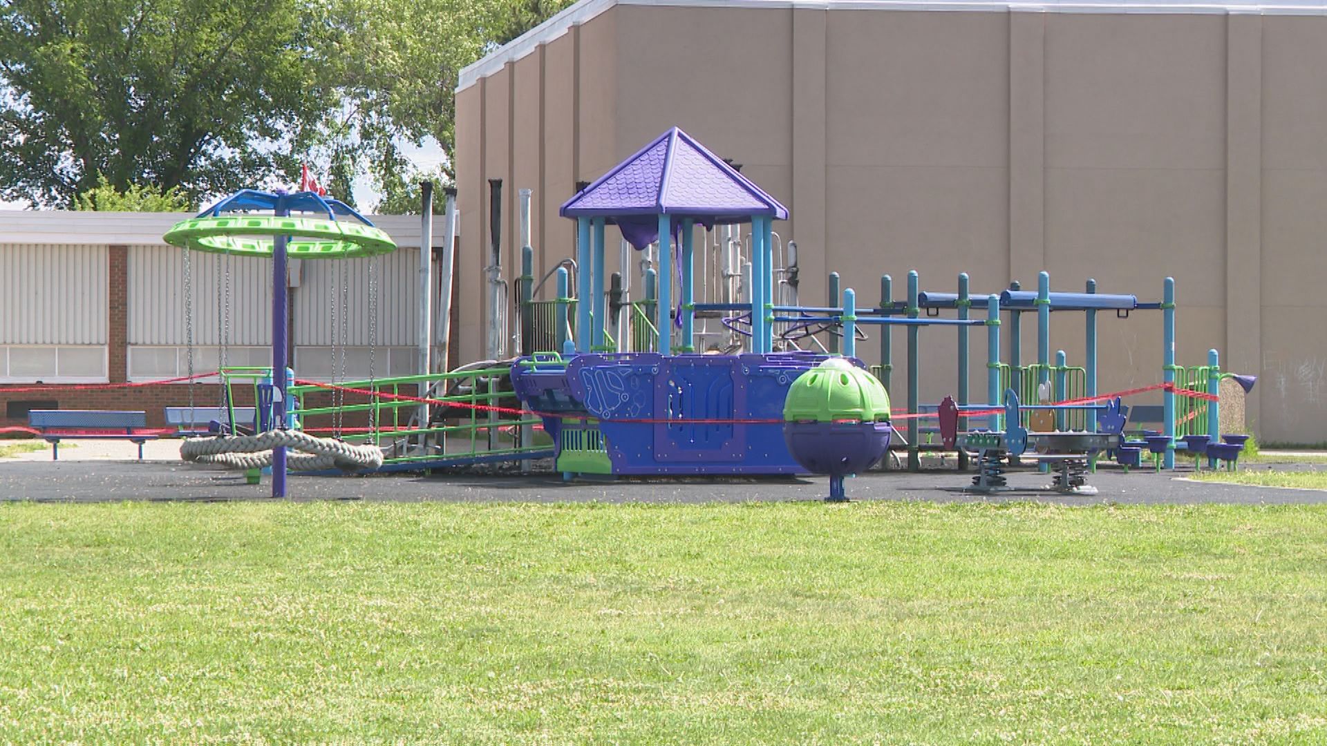 Edmonton police looking into suspicious playground fire