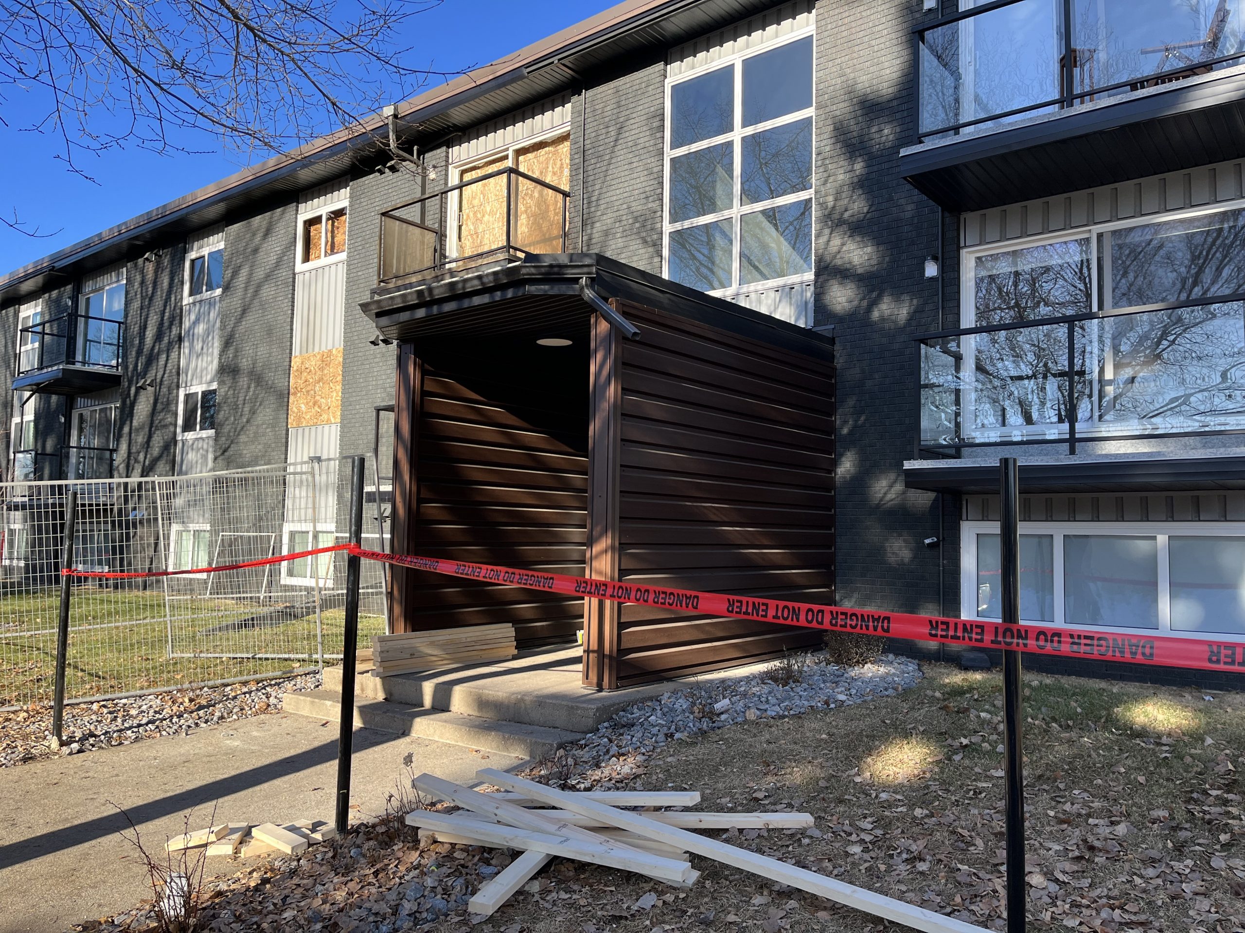 Edmonton 2-alarm fire displaces 19 households - CityNews Edmonton