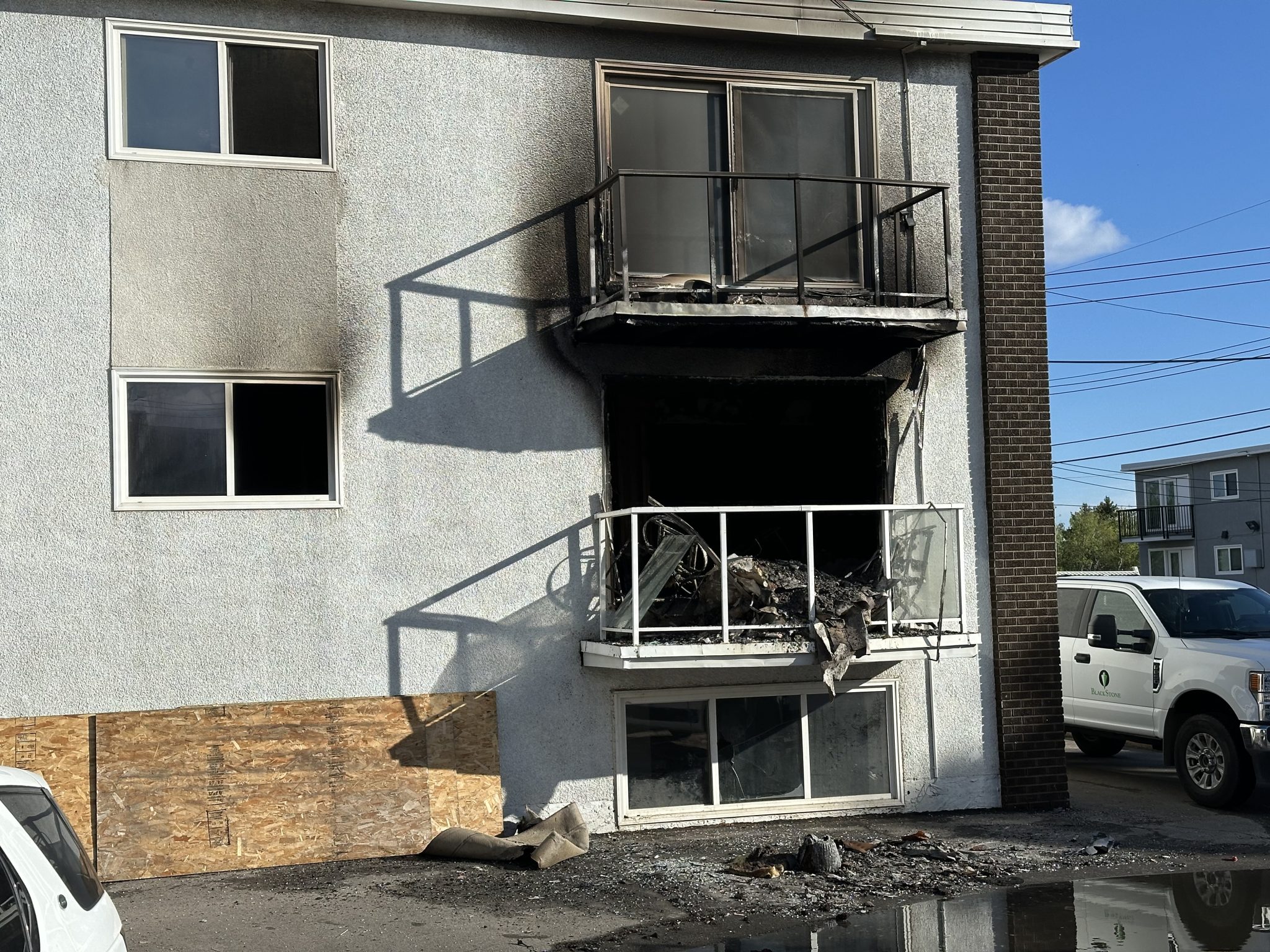 28 people displaced after fire at apartment near Commonwealth Stadium