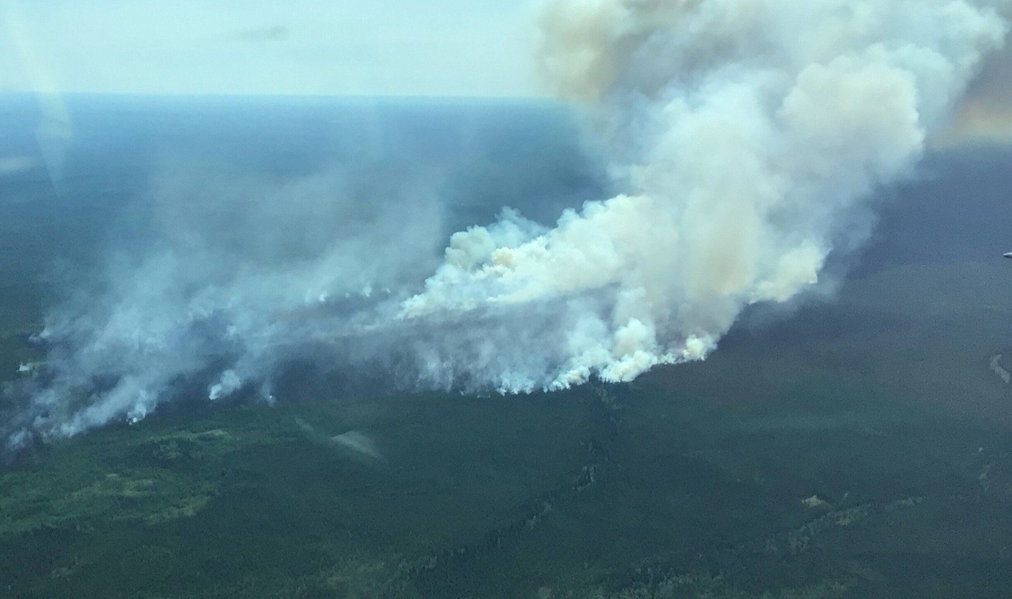 Out-of-control wildfire remains 70 km away from Fort McMurray: Alberta ...