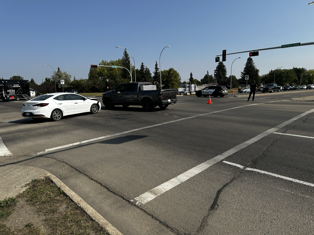 Intersection of Mayfield Road, 107 Avenue reopen following collision
