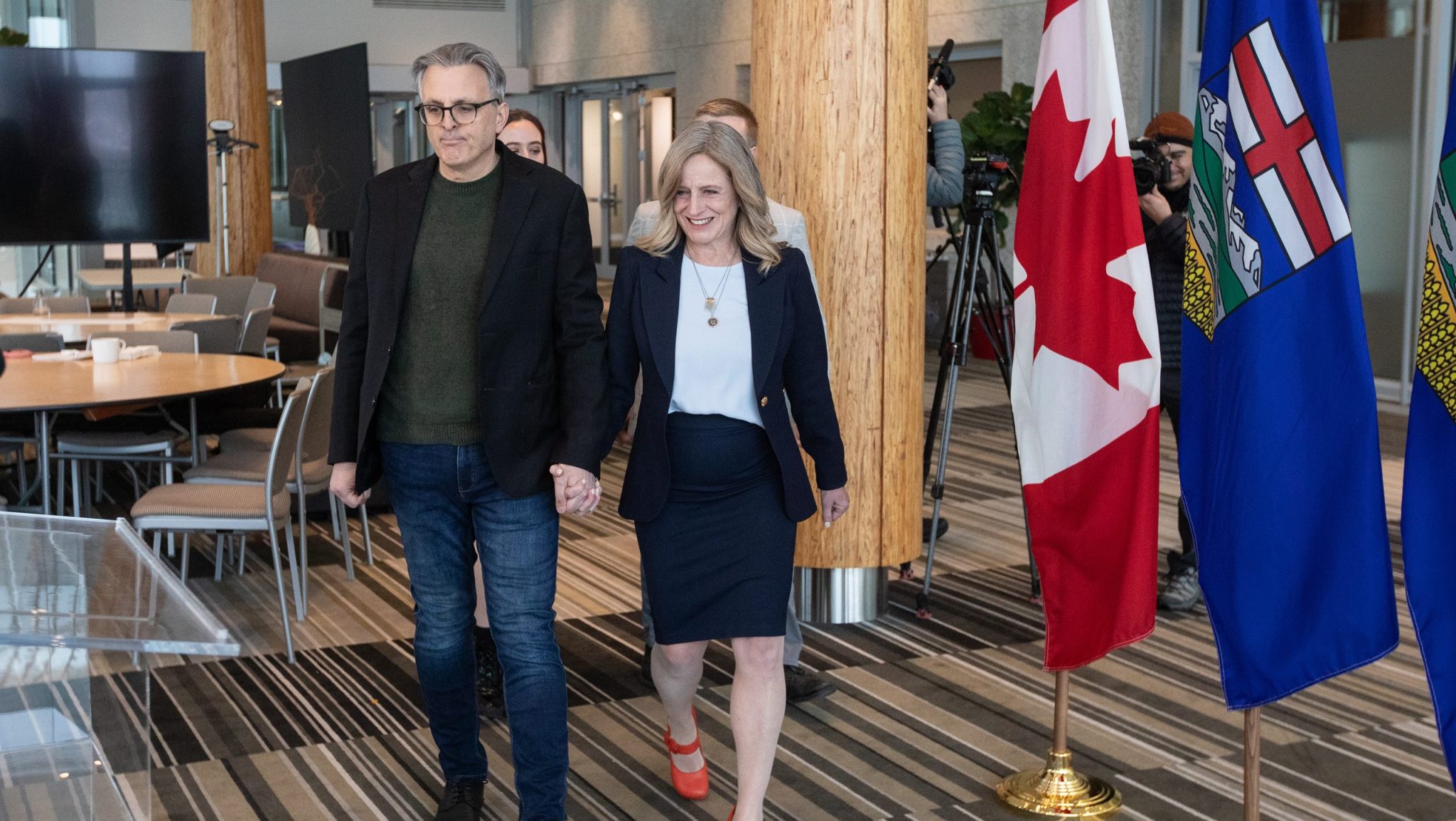 Husband of former Alberta premier Notley questions why Smith's spouse ...