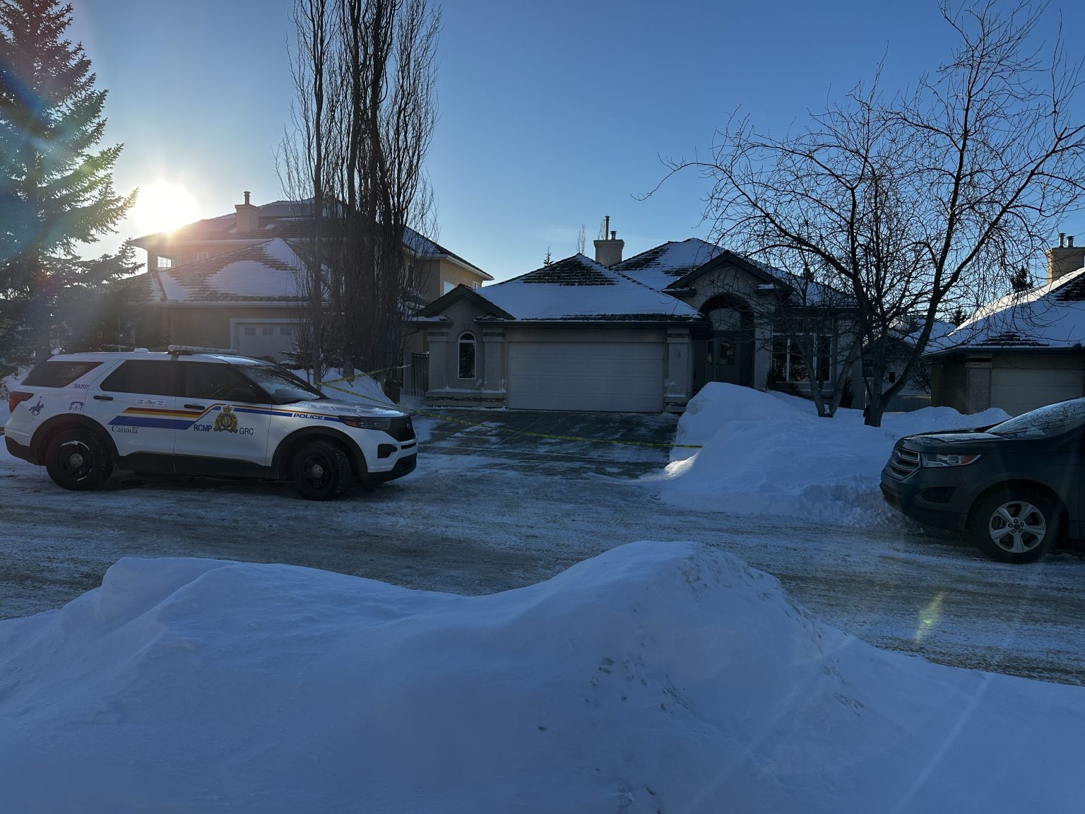 Body found after St. Albert house fire, homicide unit takes over