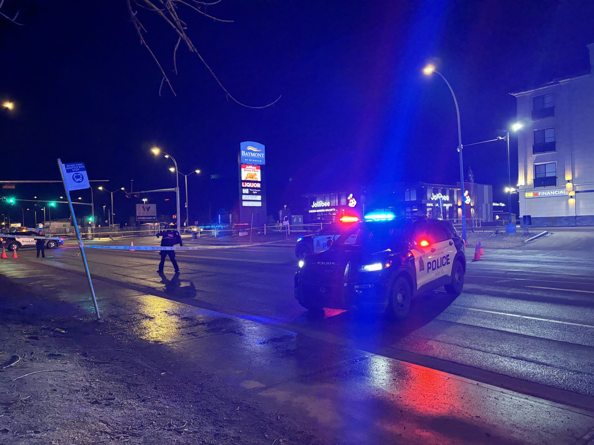 Shooting outside restaurant next to West Edmonton Mall