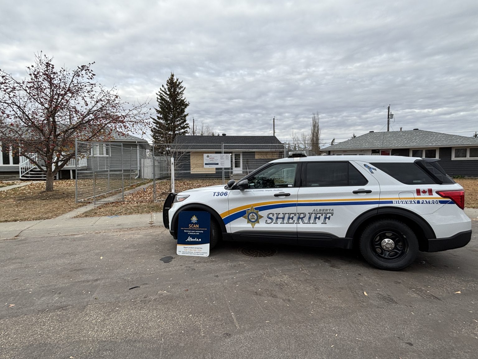 West Edmonton Drug House Boarded Up Fenced Off