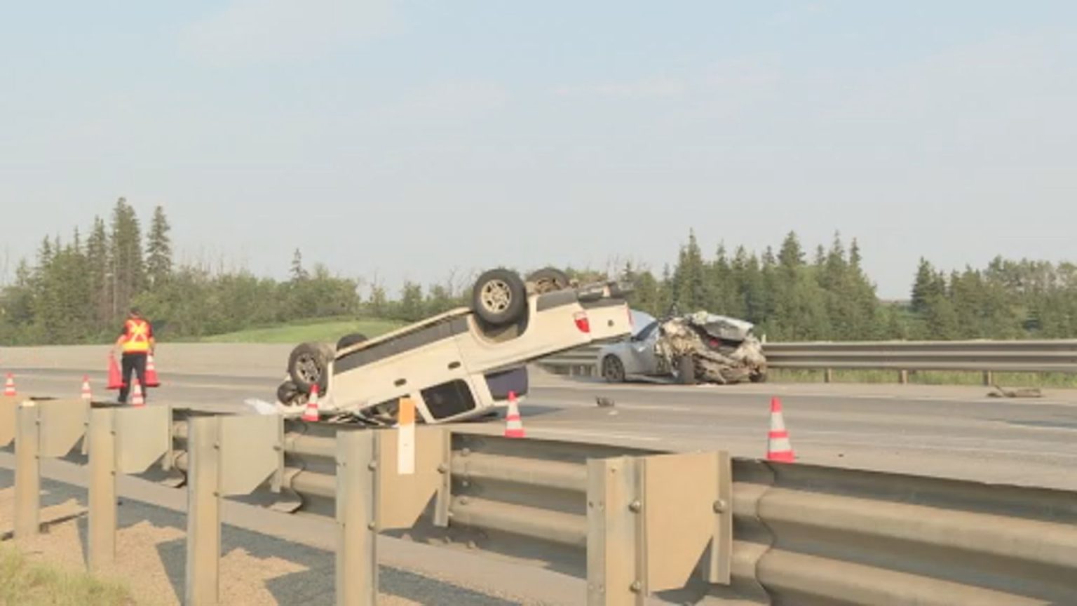 Edmonton police investigate rollover on Anthony Henday that sent 2 to ...