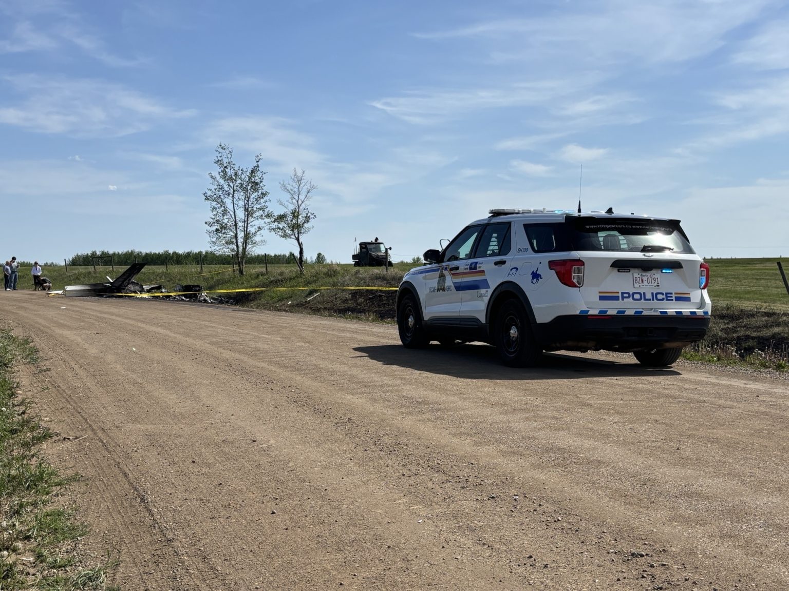 Pilot injured after small airplane crashes at airport southeast of Edmonton